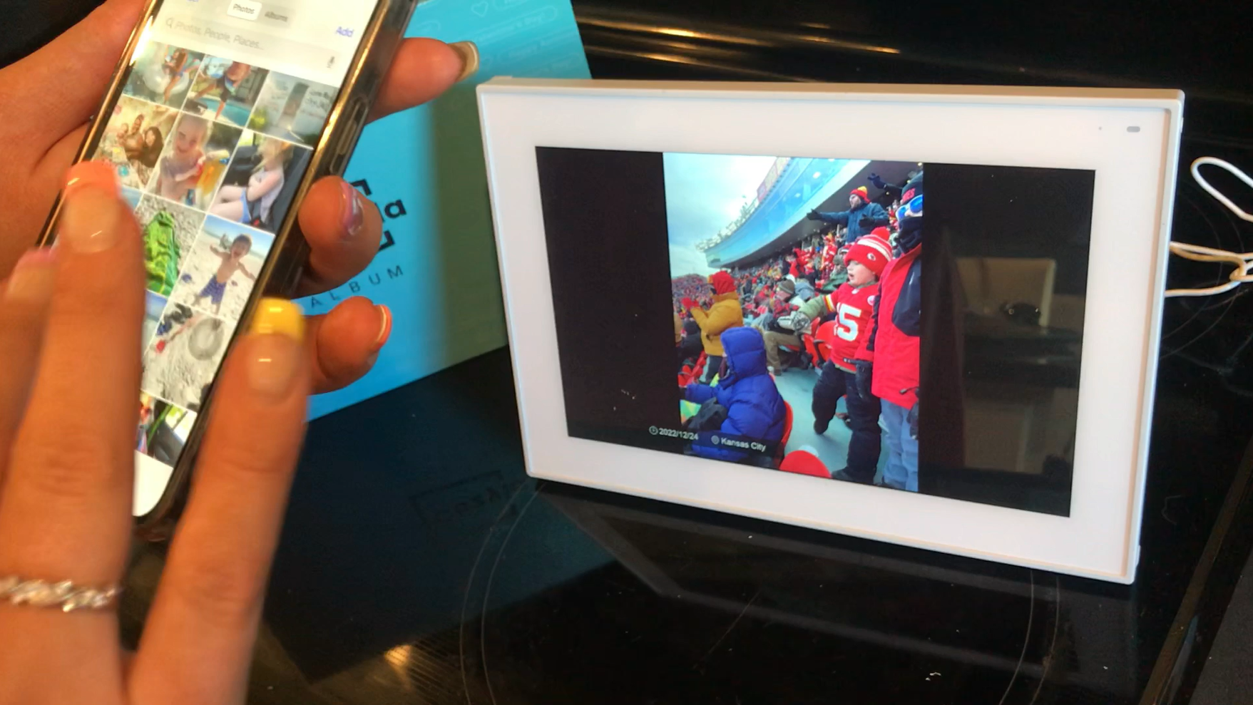 Cozyla: Best Digital Picture Frame To Sync Google Photos iCloud Photos