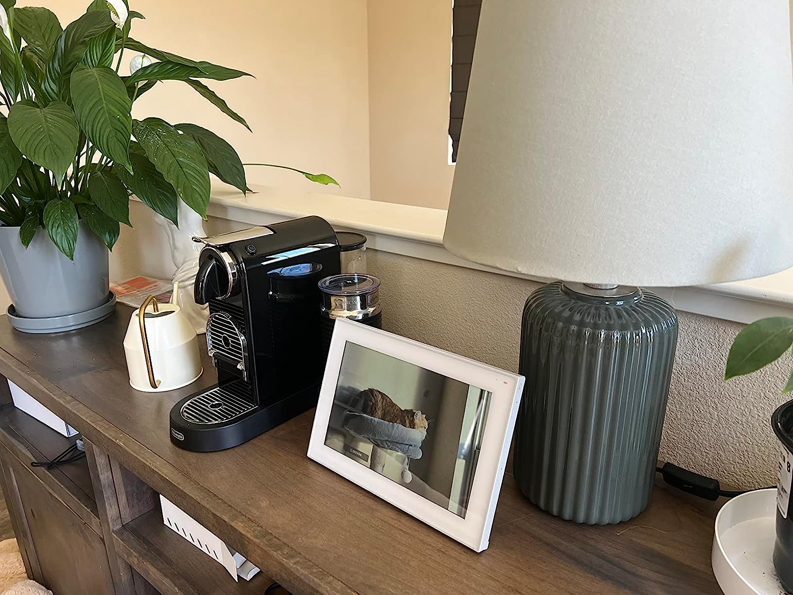 Cozyla: Best Digital Picture Frame To Sync Google Photos iCloud Photos
